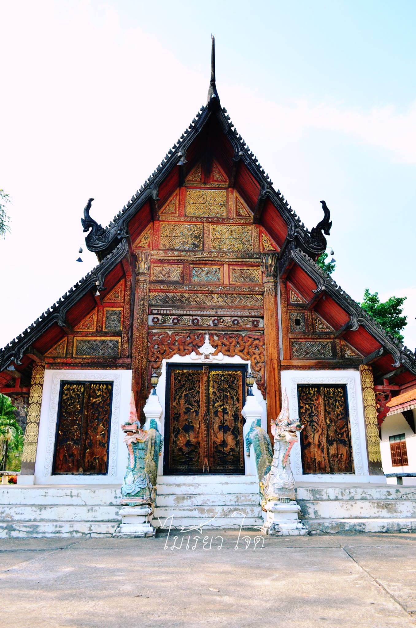 วัดประตูป่อง (Wat Pratu Pong) ลำปาง