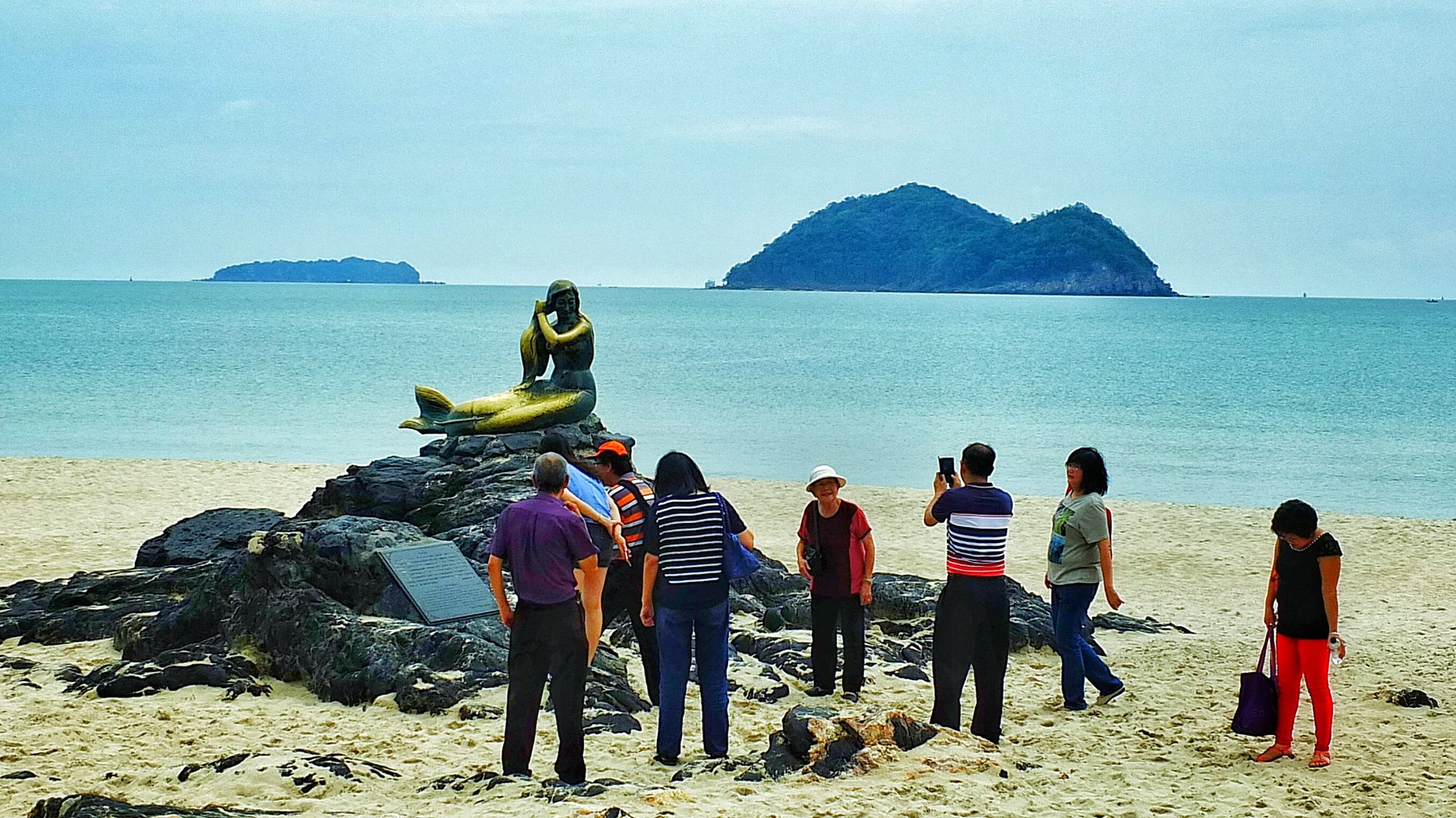 แหลมสมิหลา (Laem Samila) สงขลา