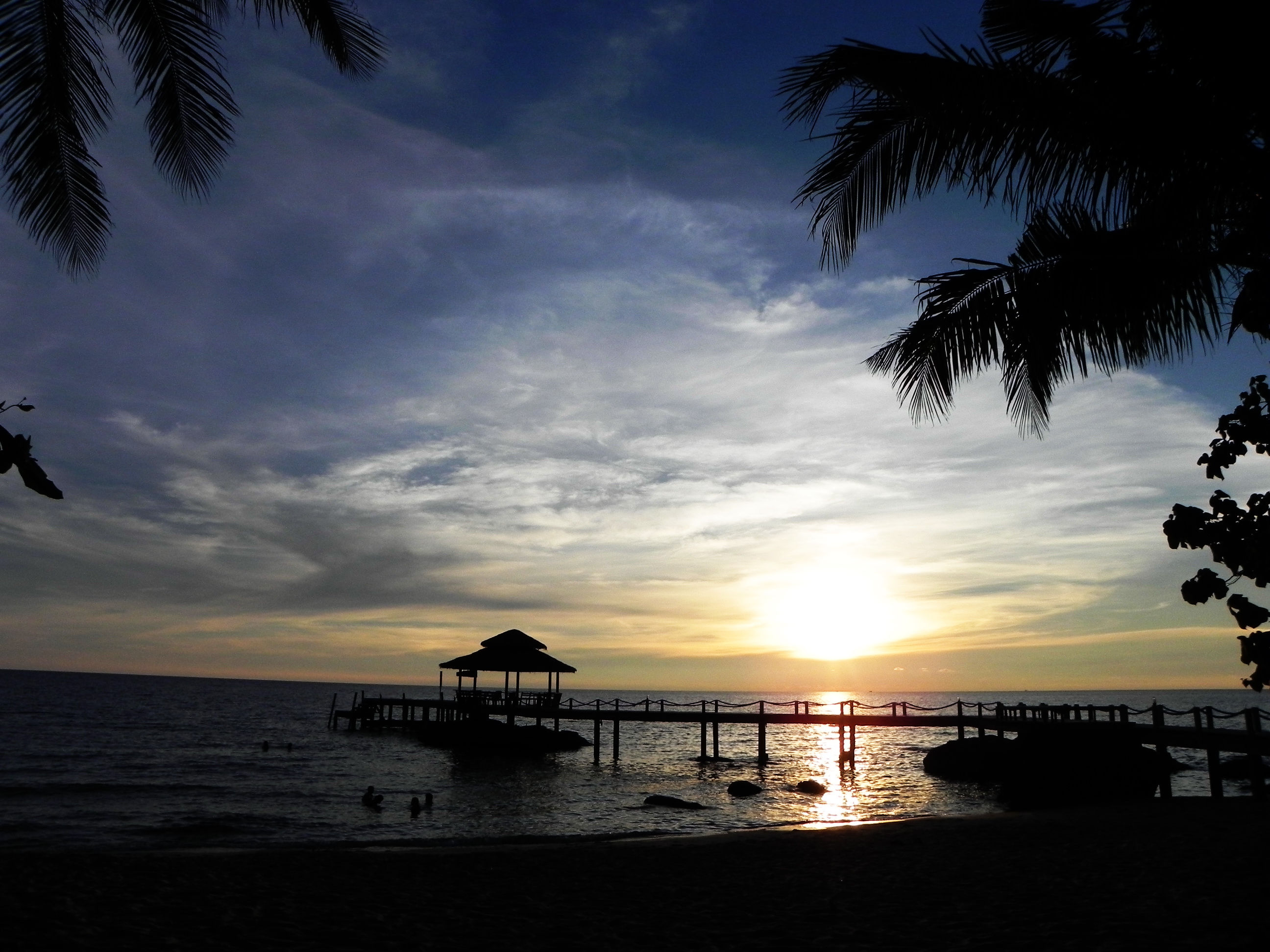 อ่าวน้อยรีสอร์ท เกาะกูด (Aonoi Resort Koh Kood) ตราด