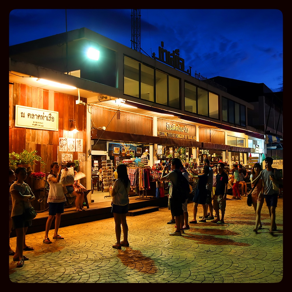 ตลาดท่าเรือ หนองคาย (Tha Sadet Market) หนองคาย